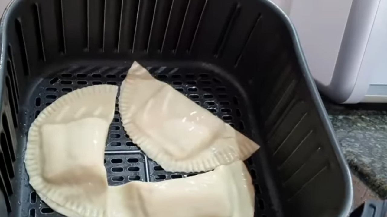 Tem como fritar pastel na airfryer